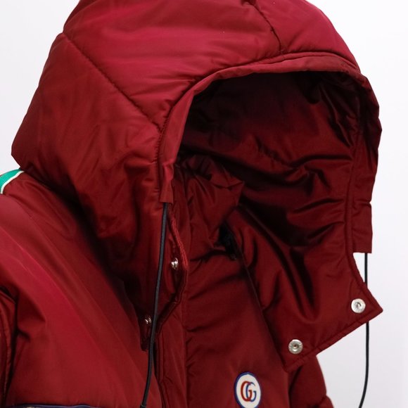 Gucci | Jackets & Coats | Gucci 22 Gg Parachute Burgundy And Beige ...